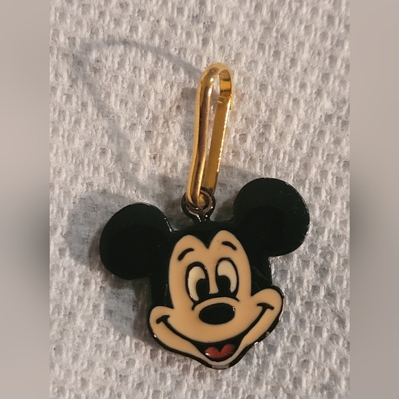 Disney | Other | Disney Mickey Mouse Zipper De Do Dahs Zipper Pull ...